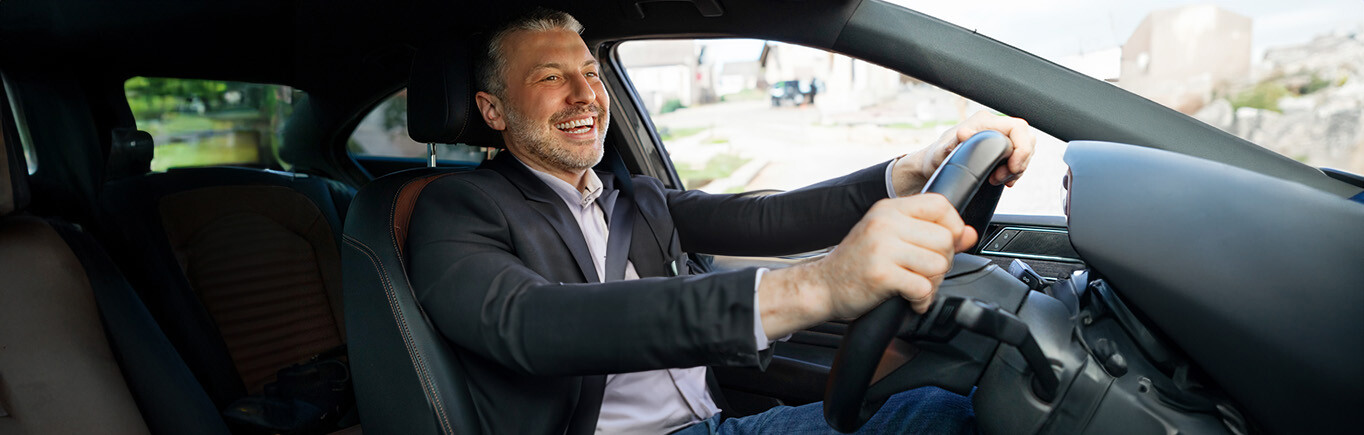 Hábitos de manejo que alargan la vida de tu carro de agencia | BI